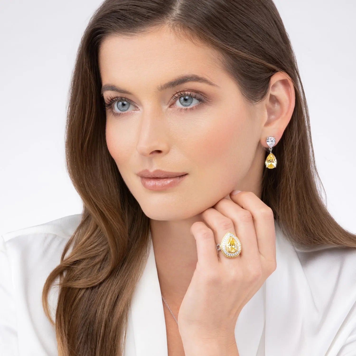 Anna Zuckerman Aventura Golden Drop Ring